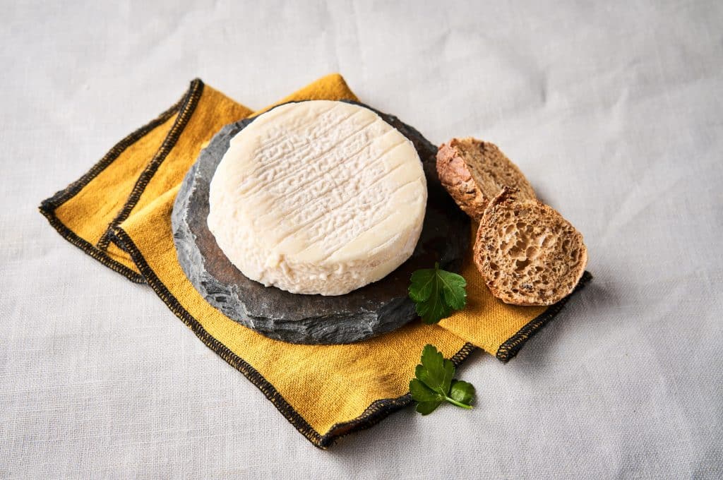 Beaufort d’été (250g) : commander le Beaufort AOP de la Maison ...